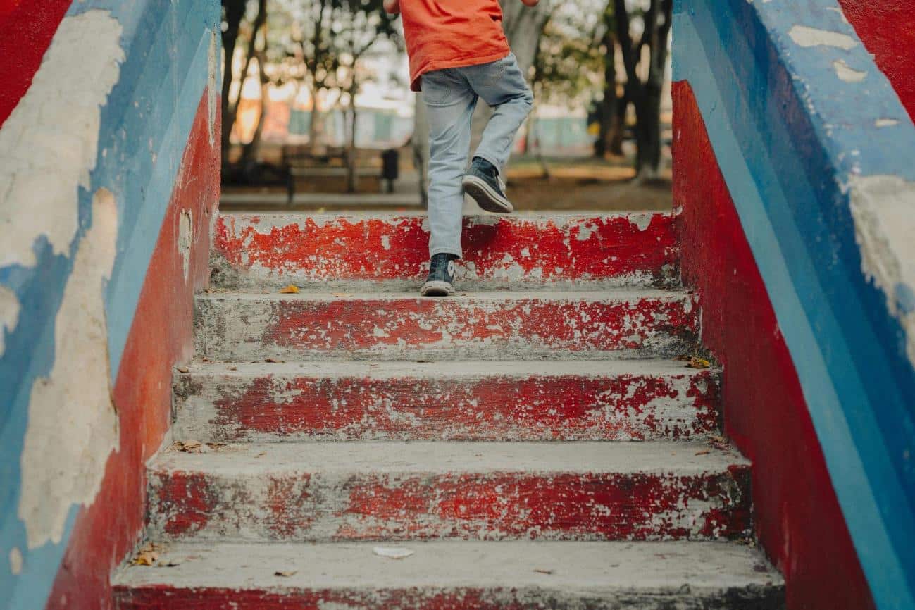 Storytelling: Building Soild Problem-Solving Skills In Kids